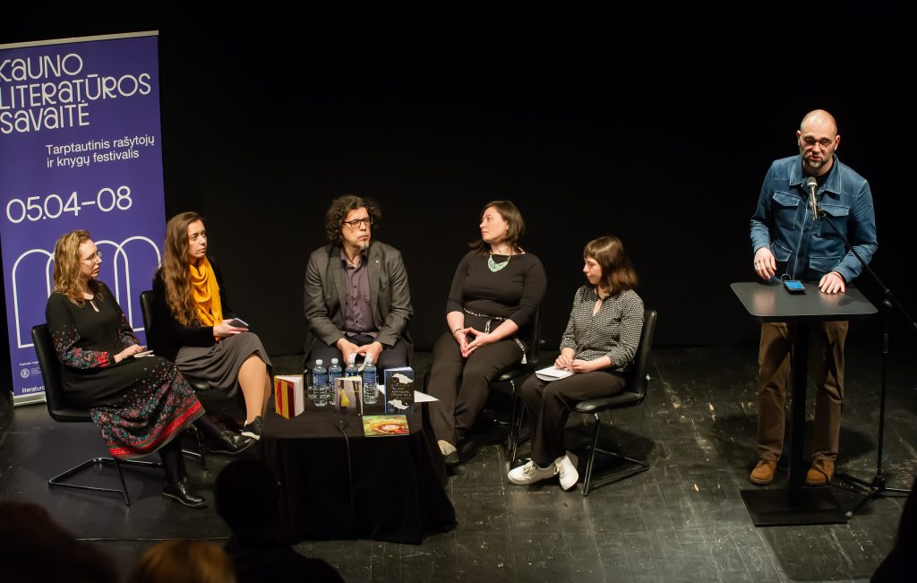 Lietuvoje viešinčios rašytojos iš Ukrainos – apie Europos „susirūpinimą ...